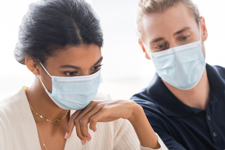 Surgical face masks | Don & Low Ltd